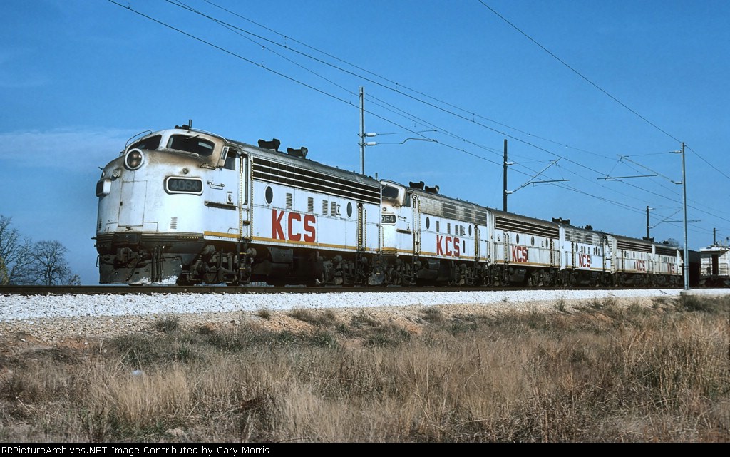 KCS F units "under wire"